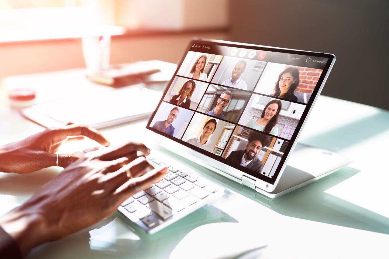 Customer Engagement In Business And Software Analyzing - FortySeven